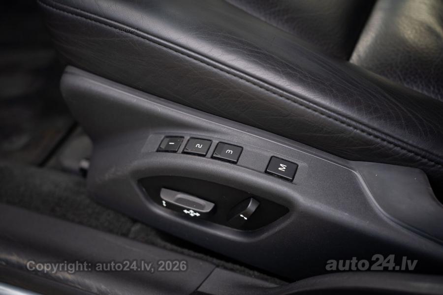 Pelēks Volvo V70 2012 Paide, ar dzinēja tilpumu 2.40 L un nobraukumu 264 tūkst. km par 8490 €, foto 26 vietnē AUTOMOTO.COM.LV