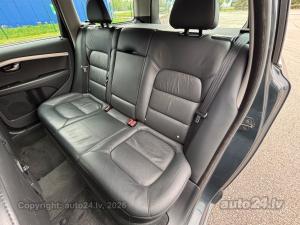 Grey Volvo V70 2012 in Paide, with an engine capacity of 2.00 L and mileage of 256 thousand km for 7390 €, photo 12 on AUTOMOTO.COM.LV