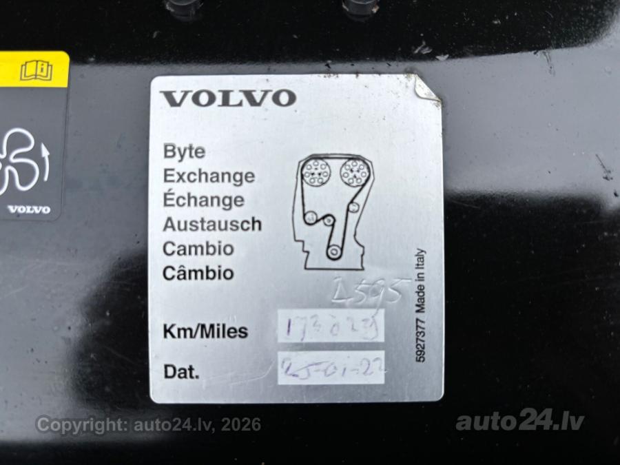 Grey Volvo V70 2012 in Paide, with an engine capacity of 2.00 L and mileage of 256 thousand km for 7390 €, photo 19 on AUTOMOTO.COM.LV