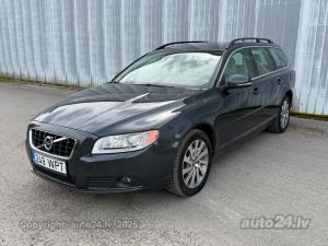 Grey Volvo V70 2012 in Paide, with an engine capacity of 2.00 L and mileage of 223 thousand km for 8190 €, photo  on AUTOMOTO.COM.LV