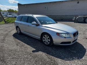 Pelēks Volvo V70 2012 Tallina, ar dzinēja tilpumu 1.60 L un nobraukumu 328 tūkst. km par 5000 €, foto 8 vietnē AUTOMOTO.COM.LV