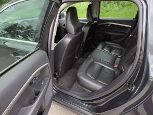 Grey Volvo V70 2012 in Kaunas, with an engine capacity of 2.00 L and mileage of 264 thousand km for 6850 €, photo 12 on AUTOMOTO.COM.LV