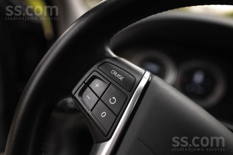 Pelēks Volvo V70 2012 Jelgava, ar dzinēja tilpumu 2.00 L un nobraukumu 0 tūkst. km par 6450 €, foto 12 vietnē AUTOMOTO.COM.LV