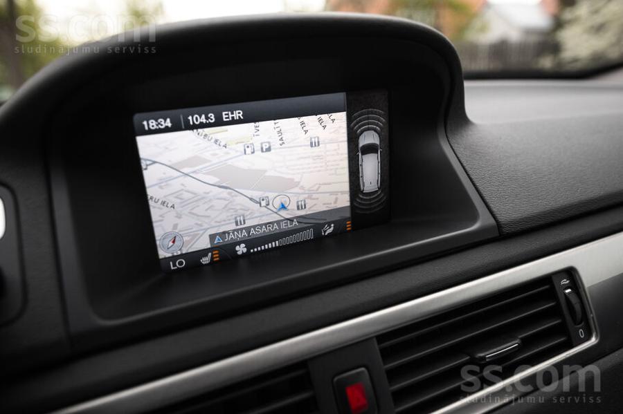 Pelēks Volvo V70 2012 Jelgava, ar dzinēja tilpumu 2.00 L un nobraukumu 0 tūkst. km par 6450 €, foto 15 vietnē AUTOMOTO.COM.LV