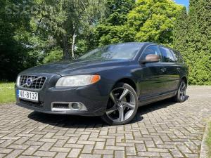 Pelēks Volvo V70 2012 Rīga, ar dzinēja tilpumu 2.00 L un nobraukumu 299 tūkst. km par 4900 €, foto 5 vietnē AUTOMOTO.COM.LV