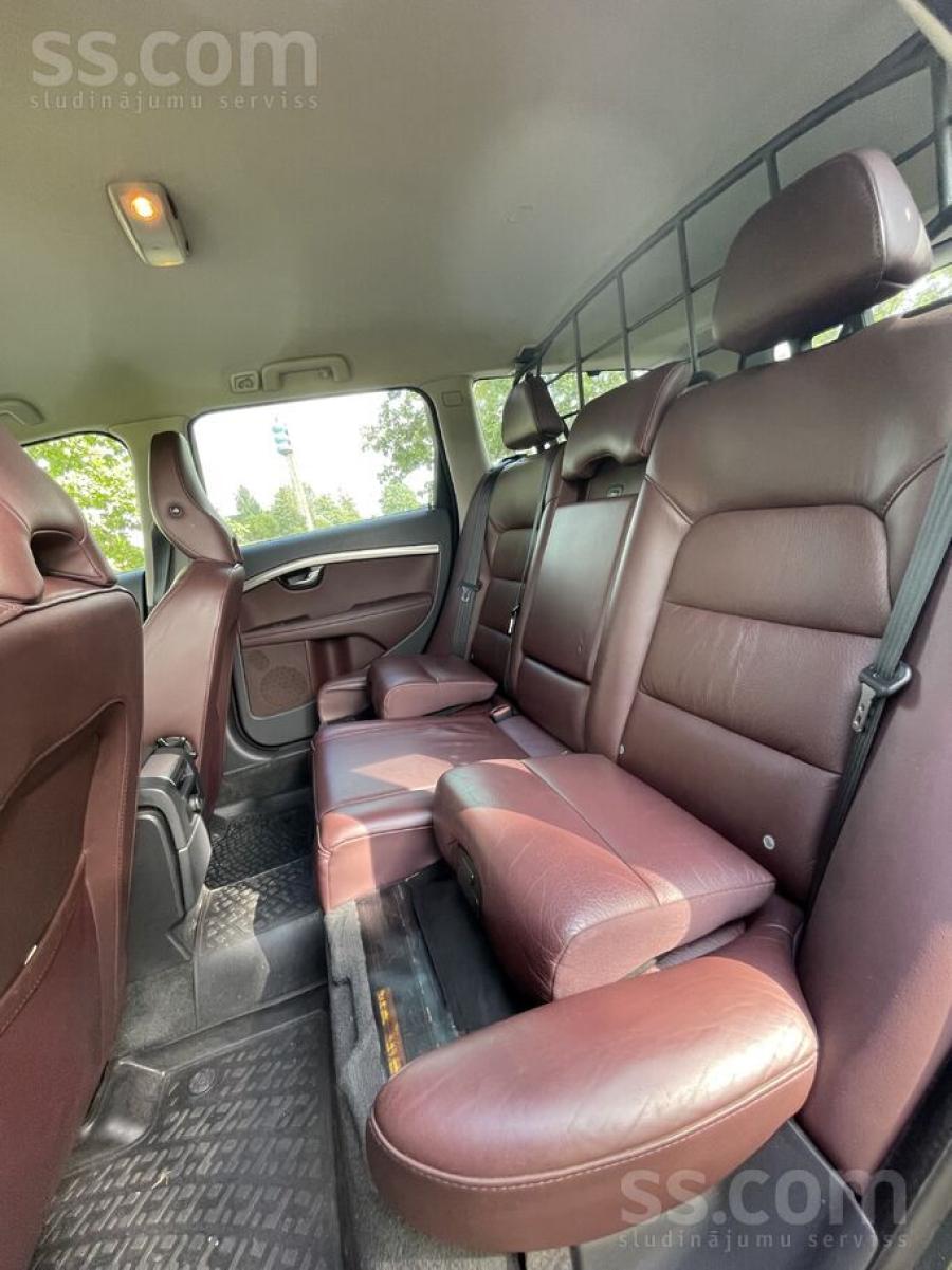 Pelēks Volvo V70 2012 Rīga, ar dzinēja tilpumu 2.00 L un nobraukumu 299 tūkst. km par 4900 €, foto 16 vietnē AUTOMOTO.COM.LV