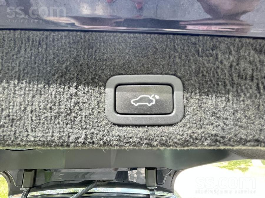 Pelēks Volvo V70 2012 Rīga, ar dzinēja tilpumu 2.00 L un nobraukumu 299 tūkst. km par 4900 €, foto 18 vietnē AUTOMOTO.COM.LV