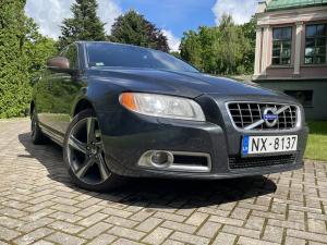 Pelēks Volvo V70 2012 Rīga, ar dzinēja tilpumu 2.00 L un nobraukumu 299 tūkst. km par 4900 €, foto 20 vietnē AUTOMOTO.COM.LV