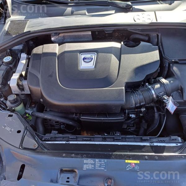 Pelēks Volvo V70 2012 Ogre, ar dzinēja tilpumu 2.00 L un nobraukumu 300 tūkst. km par 5880 €, foto 7 vietnē AUTOMOTO.COM.LV