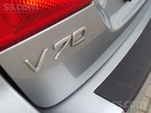 Grey Volvo V70 2012 in Riga, with an engine capacity of 2.00 L and mileage of 243 thousand km for 8400 €, photo 16 on AUTOMOTO.COM.LV