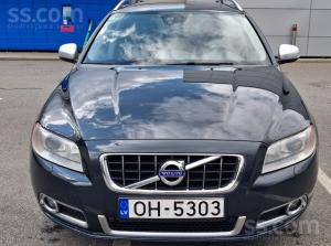 Pelēks Volvo V70 2012 Rīga, ar dzinēja tilpumu 2.00 L un nobraukumu 0 tūkst. km par 5900 €, foto  vietnē AUTOMOTO.COM.LV