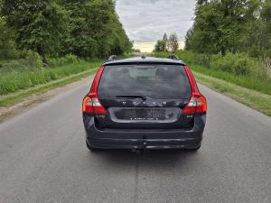 Grey Volvo V70 2012 in Kaunas, with an engine capacity of 1.98 L and mileage of 269 thousand km for 6650 €, photo 7 on AUTOMOTO.COM.LV