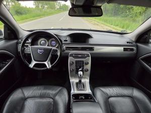 Grey Volvo V70 2012 in Kaunas, with an engine capacity of 1.98 L and mileage of 269 thousand km for 6650 €, photo 15 on AUTOMOTO.COM.LV