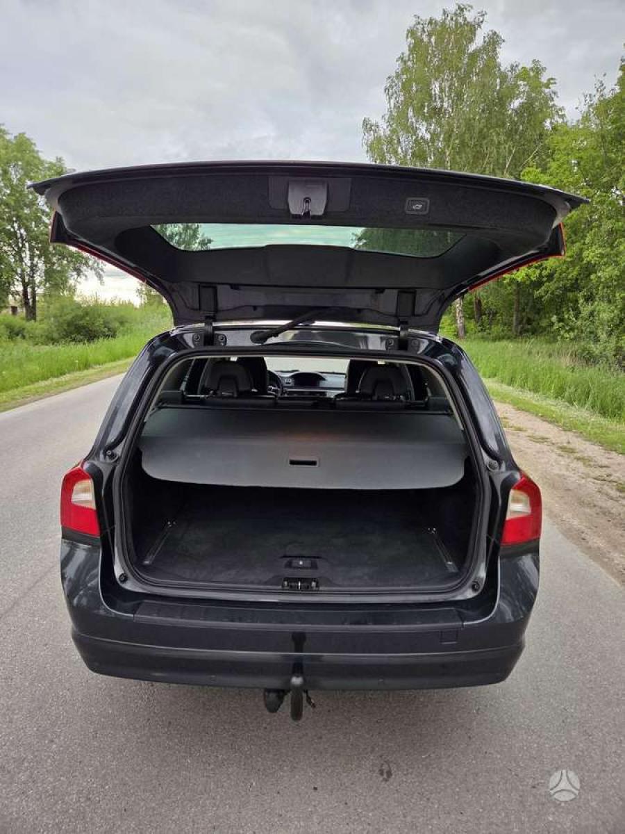 Grey Volvo V70 2012 in Kaunas, with an engine capacity of 1.98 L and mileage of 269 thousand km for 6650 €, photo 20 on AUTOMOTO.COM.LV