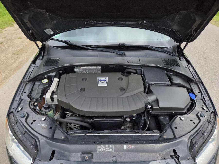 Grey Volvo V70 2012 in Kaunas, with an engine capacity of 1.98 L and mileage of 269 thousand km for 6650 €, photo 21 on AUTOMOTO.COM.LV