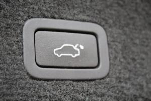 Pelēks Volvo V70 2012 Jūrmala, ar dzinēja tilpumu 2.00 L un nobraukumu 352 tūkst. km par 6995 €, foto 15 vietnē AUTOMOTO.COM.LV