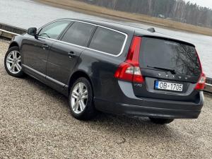 Серый Вольво В70 2012 в Рига, объемом двигателя 2.00 л и пробегом 265 тыс. км за 6900 €, фото 17 на AUTOMOTO.COM.LV