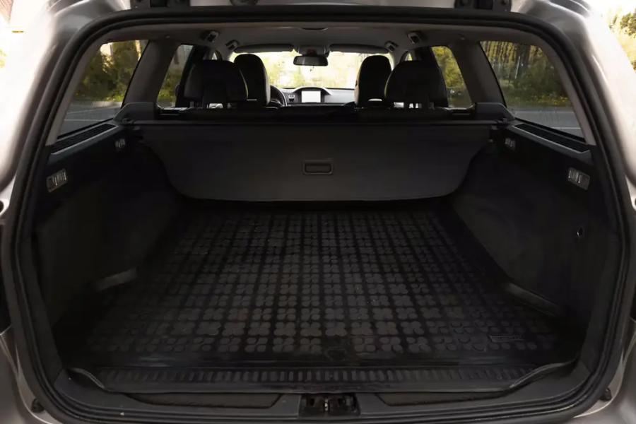 Pelēks Volvo V70 2012 Jelgava, ar dzinēja tilpumu 2.00 L un nobraukumu 446 tūkst. km par 5200 €, foto 18 vietnē AUTOMOTO.COM.LV