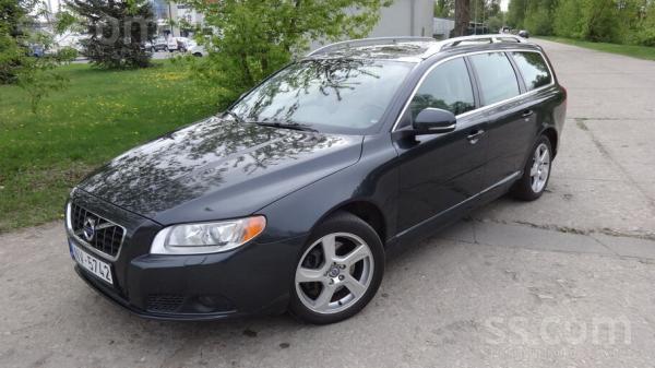 Pelēks Volvo V70 2012 Jūrmala, ar dzinēja tilpumu 2.00 L un nobraukumu 309 tūkst. km par 6290 €, foto 2 vietnē AUTOMOTO.COM.LV