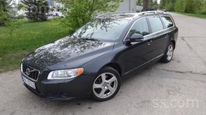Grey Volvo V70 2012 in Jurmala, with an engine capacity of 2.00 L and mileage of 309 thousand km for 6290 €, photo 3 on AUTOMOTO.COM.LV