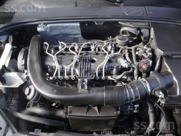 Pelēks Volvo V70 2012 Jūrmala, ar dzinēja tilpumu 2.00 L un nobraukumu 309 tūkst. km par 6290 €, foto 9 vietnē AUTOMOTO.COM.LV