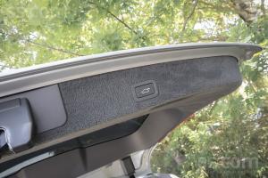 Grey Volvo V70 2012 in Tukums, with an engine capacity of 2.00 L and mileage of 318 thousand km for 6990 €, photo 23 on AUTOMOTO.COM.LV