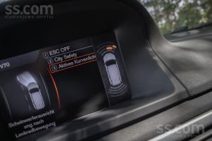 Grey Volvo V70 2012 in Tukums, with an engine capacity of 2.00 L and mileage of 318 thousand km for 6990 €, photo 28 on AUTOMOTO.COM.LV