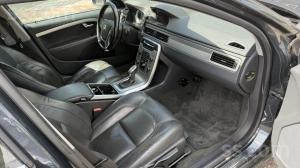 Pelēks Volvo V70 2012 Aizkraukle, ar dzinēja tilpumu 2.00 L un nobraukumu 209 tūkst. km par 5970 €, foto 10 vietnē AUTOMOTO.COM.LV