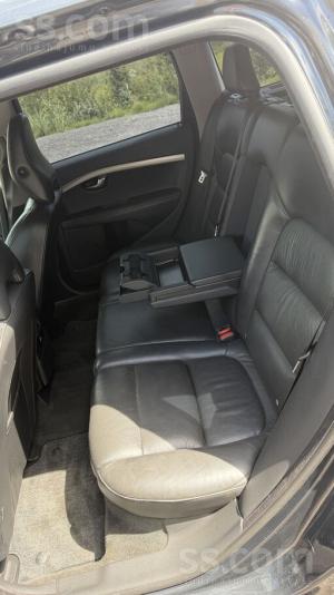 Pelēks Volvo V70 2012 Aizkraukle, ar dzinēja tilpumu 2.00 L un nobraukumu 209 tūkst. km par 5970 €, foto 15 vietnē AUTOMOTO.COM.LV