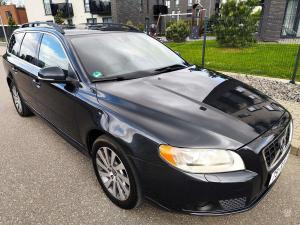 Grey Volvo V70 2012 in Kaunas, with an engine capacity of 1.98 L and mileage of 270 thousand km for 5495 €, photo 9 on AUTOMOTO.COM.LV