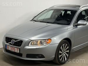 Grey Volvo V70 2012 in Jurmala, with an engine capacity of 2.00 L and mileage of 352 thousand km for 6995 €, photo 8 on AUTOMOTO.COM.LV