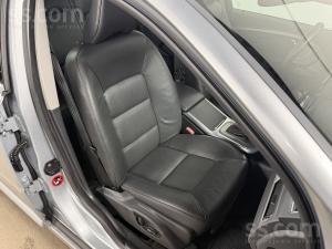 Grey Volvo V70 2012 in Jurmala, with an engine capacity of 2.00 L and mileage of 352 thousand km for 6995 €, photo 21 on AUTOMOTO.COM.LV