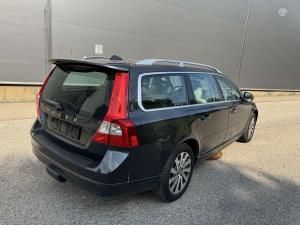 Pelēks Volvo V70 2012 Alīta, ar dzinēja tilpumu 2.00 L un nobraukumu 298 tūkst. km par 4250 €, foto 5 vietnē AUTOMOTO.COM.LV