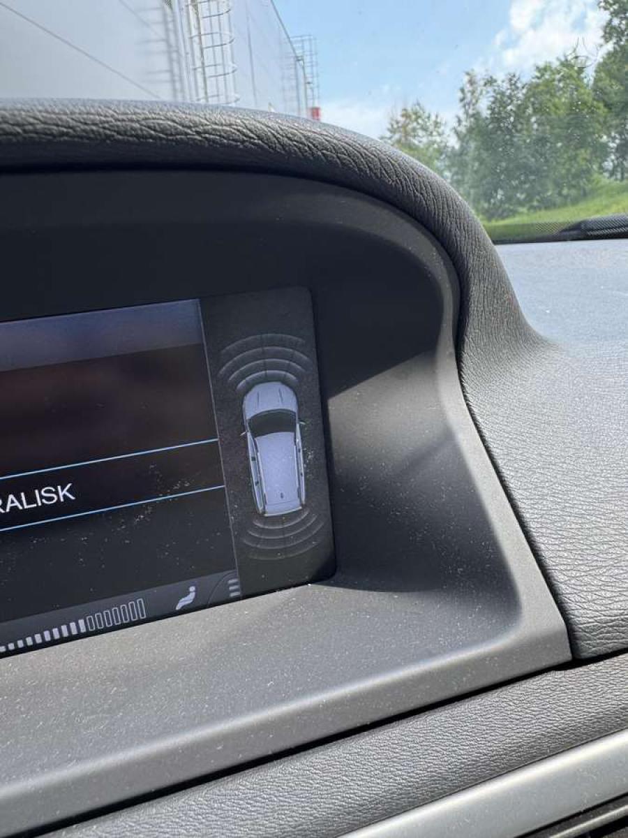Pelēks Volvo V70 2012 Alīta, ar dzinēja tilpumu 2.00 L un nobraukumu 298 tūkst. km par 4250 €, foto 16 vietnē AUTOMOTO.COM.LV