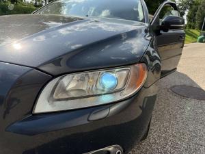 Pelēks Volvo V70 2012 Alīta, ar dzinēja tilpumu 2.00 L un nobraukumu 298 tūkst. km par 4250 €, foto 24 vietnē AUTOMOTO.COM.LV