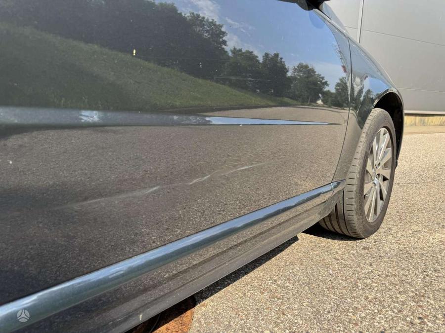 Pelēks Volvo V70 2012 Alīta, ar dzinēja tilpumu 2.00 L un nobraukumu 298 tūkst. km par 4250 €, foto 31 vietnē AUTOMOTO.COM.LV