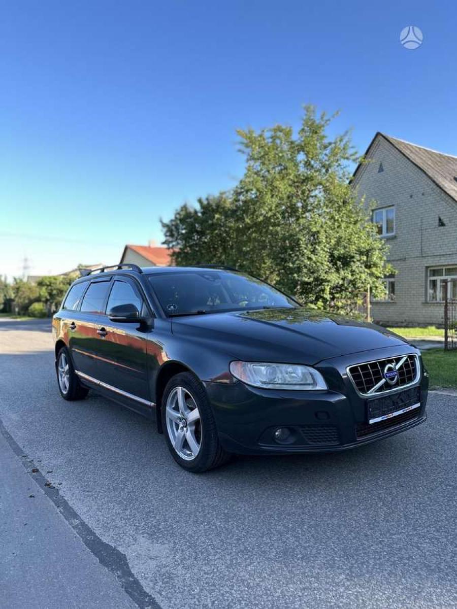 Pelēks Volvo V70 2012 Viļņa, ar dzinēja tilpumu 1.98 L un nobraukumu 270 tūkst. km par 4290 €, foto 8 vietnē AUTOMOTO.COM.LV