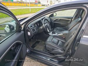 Pelēks Volvo V70 2012 Paide, ar dzinēja tilpumu 2.00 L un nobraukumu 311 tūkst. km par 6990 €, foto 5 vietnē AUTOMOTO.COM.LV