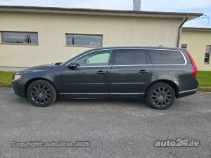 Pelēks Volvo V70 2012 Paide, ar dzinēja tilpumu 2.00 L un nobraukumu 311 tūkst. km par 6990 €, foto 12 vietnē AUTOMOTO.COM.LV