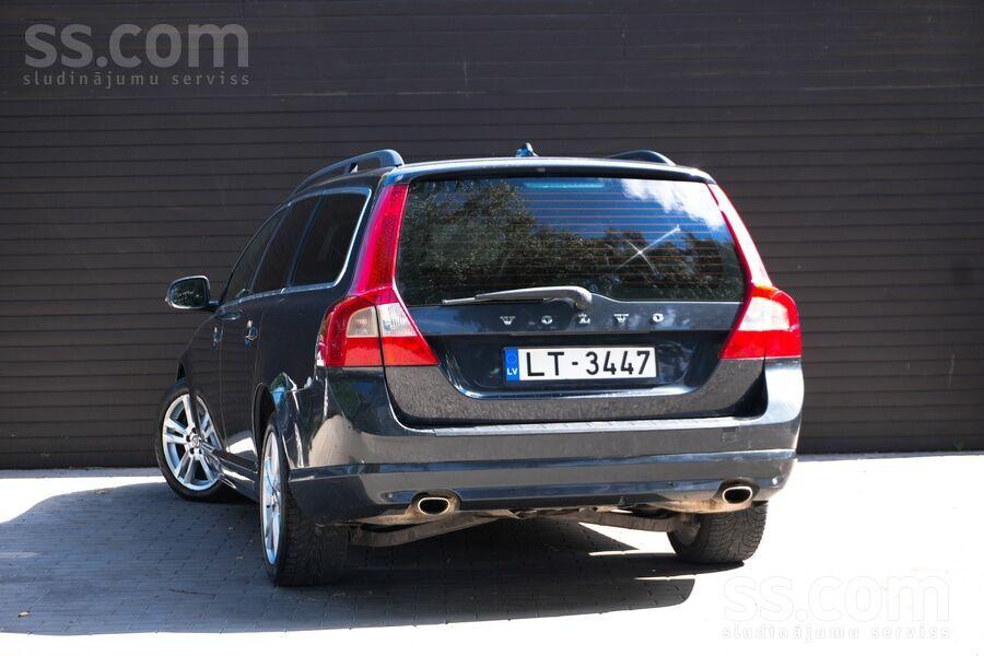 Pelēks Volvo V70 2012 Rīga, ar dzinēja tilpumu 2.40 L un nobraukumu 344 tūkst. km par 7490 €, foto 5 vietnē AUTOMOTO.COM.LV