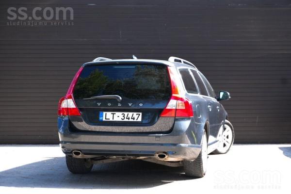 Pelēks Volvo V70 2012 Rīga, ar dzinēja tilpumu 2.40 L un nobraukumu 344 tūkst. km par 7490 €, foto 3 vietnē AUTOMOTO.COM.LV