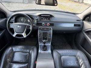 Pelēks Volvo V70 2012 Saldus, ar dzinēja tilpumu 2.00 L un nobraukumu 351 tūkst. km par 2950 €, foto 13 vietnē AUTOMOTO.COM.LV