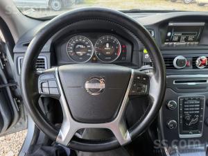Pelēks Volvo V70 2012 Saldus, ar dzinēja tilpumu 2.00 L un nobraukumu 351 tūkst. km par 2950 €, foto 19 vietnē AUTOMOTO.COM.LV