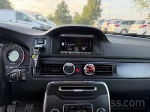 Pelēks Volvo V70 2012 Saldus, ar dzinēja tilpumu 2.00 L un nobraukumu 351 tūkst. km par 2950 €, foto 22 vietnē AUTOMOTO.COM.LV