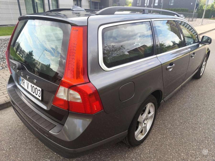Pelēks Volvo V70 2012 Kauņa, ar dzinēja tilpumu 1.98 L un nobraukumu 300 tūkst. km par 5250 €, foto 10 vietnē AUTOMOTO.COM.LV