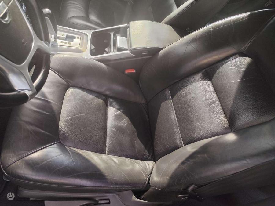 Pelēks Volvo V70 2012 Kauņa, ar dzinēja tilpumu 1.98 L un nobraukumu 300 tūkst. km par 5250 €, foto 16 vietnē AUTOMOTO.COM.LV