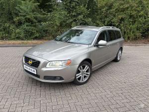 Pelēks Volvo V70 2012 Kauņa, ar dzinēja tilpumu 2.40 L un nobraukumu 350 tūkst. km par 5250 €, foto  vietnē AUTOMOTO.COM.LV