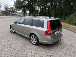 Pelēks Volvo V70 2012 Kauņa, ar dzinēja tilpumu 2.40 L un nobraukumu 350 tūkst. km par 5250 €, foto 3 vietnē AUTOMOTO.COM.LV