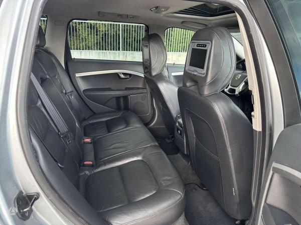 Grey Volvo V70 2012 in Vilnius, with an engine capacity of 1.98 L and mileage of 410 thousand km for 6000 €, photo 9 on AUTOMOTO.COM.LV