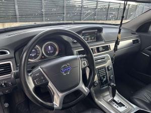 Grey Volvo V70 2012 in Vilnius, with an engine capacity of 1.98 L and mileage of 410 thousand km for 6000 €, photo 14 on AUTOMOTO.COM.LV